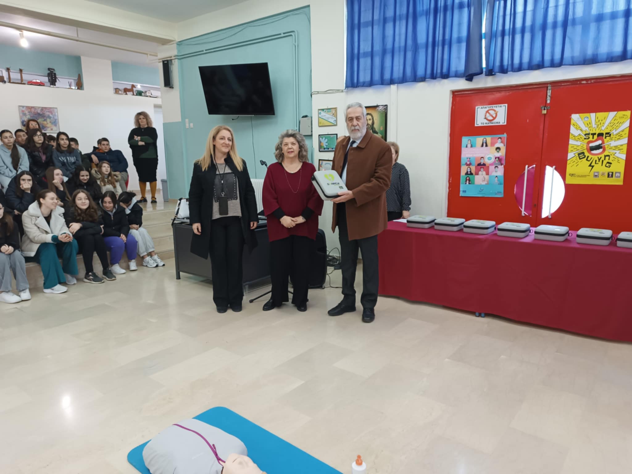 ΕΝΑ ΜΟΝΑΔΙΚΟ ΓΙΑ ΤΑ ΕΛΛΗΝΙΚΑ ΔΕΔΟΜΕΝΑ ΔΙΚΤΥΟ ΑΠΙΝΙΔΩΤΩΝ ΔΗΜΙΟΥΡΓΗΘΗΚΕ ...